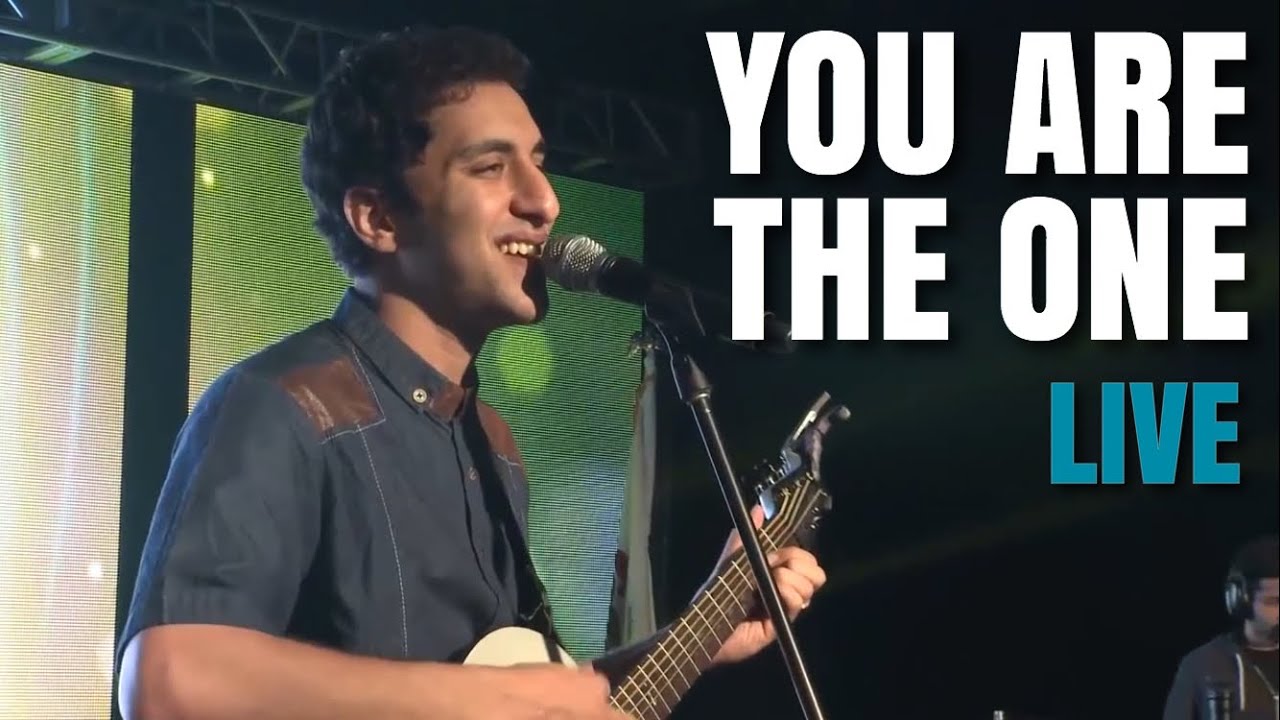 Raef - "You Are The One" Live Performance | Chicago, IL - YouTube