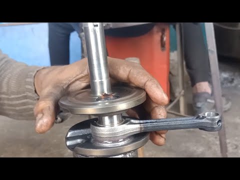 Bike Engine Crankshaft Fitting & Connecting Rod Balancing | Bearing ...