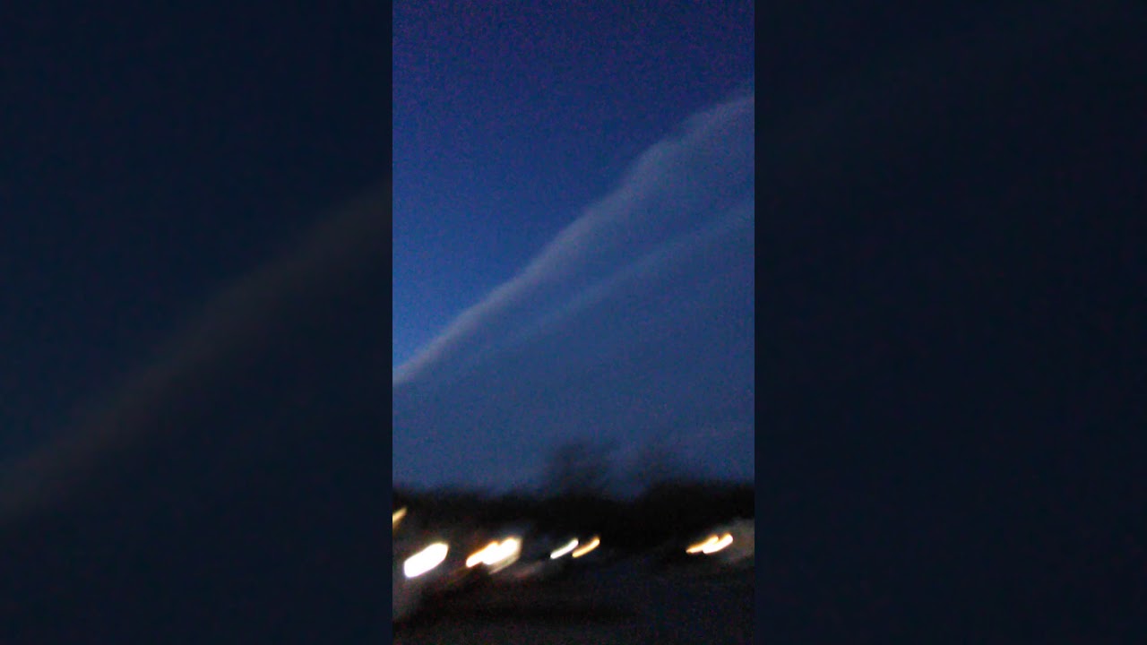 cloud rip the sky - YouTube