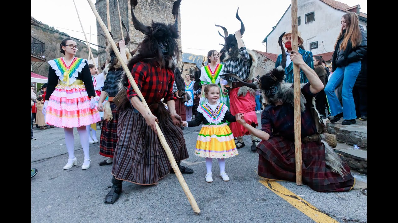 Carnaval de Bielsa 2024- ¡¡ IMPRESIONANTE !! - YouTube
