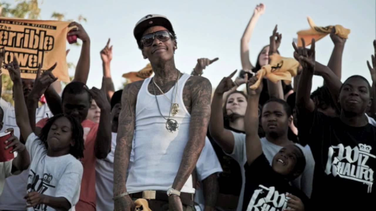 Wiz Khalifa-Black and Yellow G-Mix (lyrics in the description) - YouTube