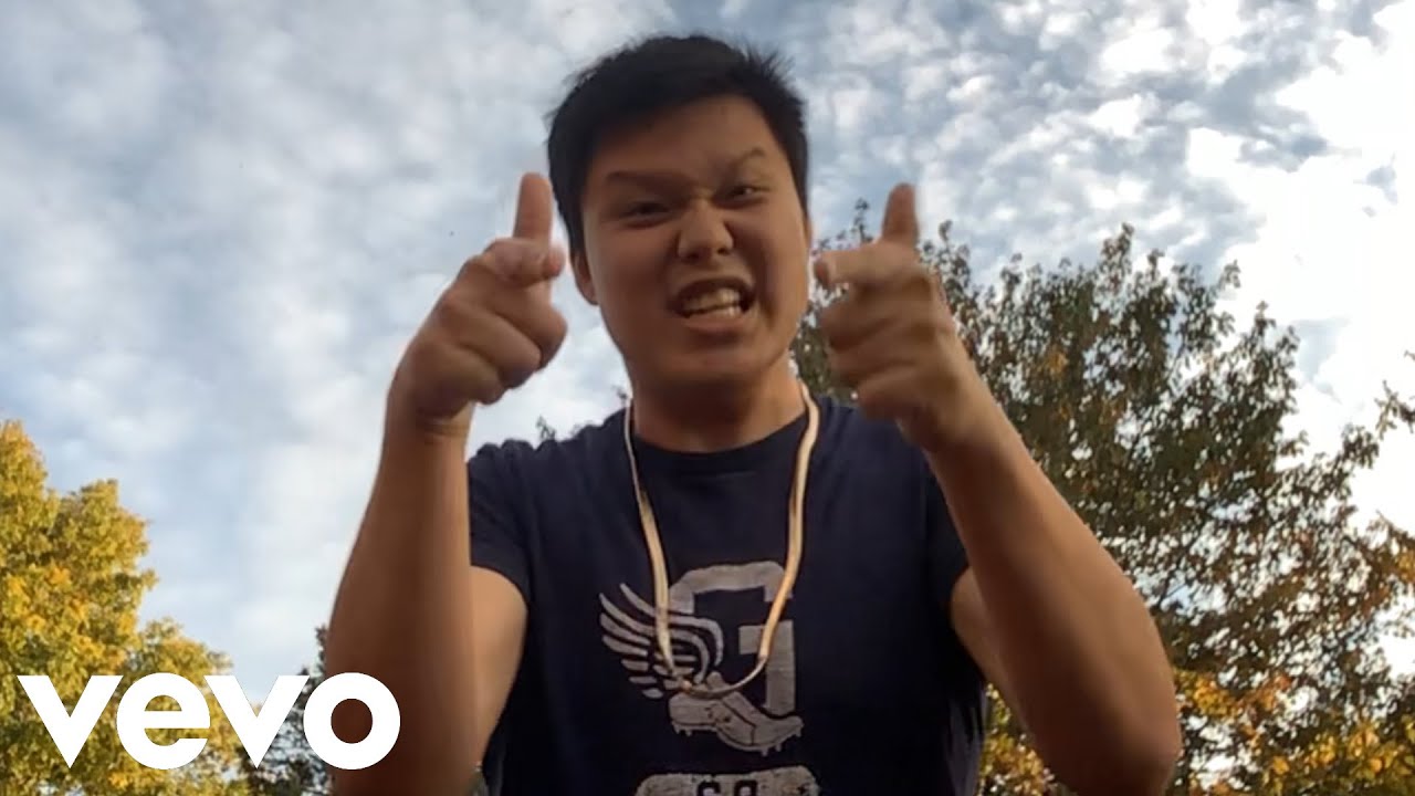 MC CHENZ - 105° (OFFICIAL MUSIC VIDEO) - YouTube