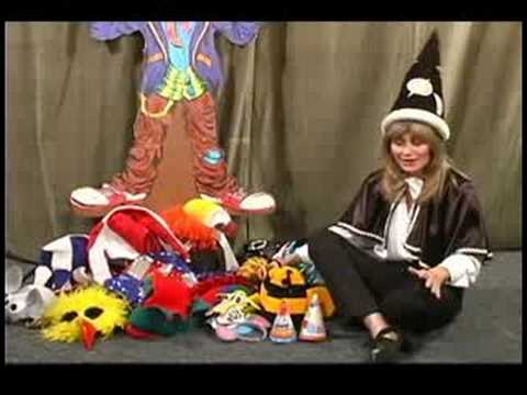 Children's Party Tips : Playing the 'Musical Hats' Party Game - YouTube