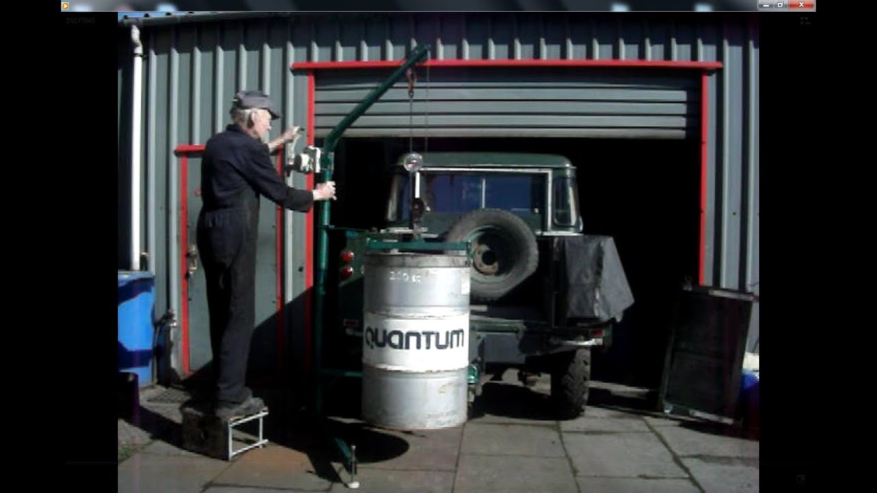 Homemade Hitch Crane - YouTube