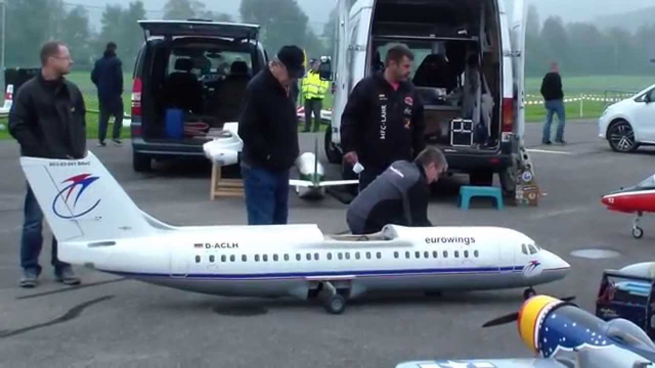 Gigantic RC Airliner BAe Avro RJ 100 turbine Model Airplane Hausen ...