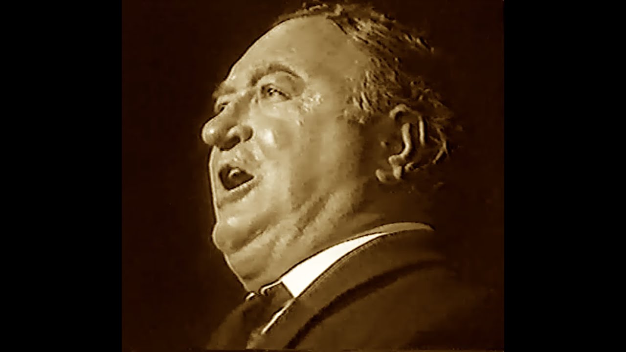 Donald Smith sings You Are My Hearts Delight - YouTube