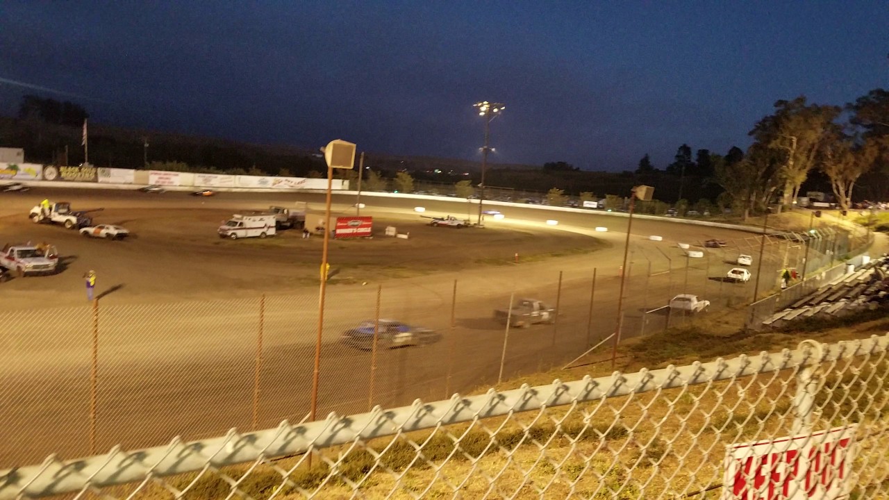 Santa Maria Raceway July 1st Ministock Race. - YouTube