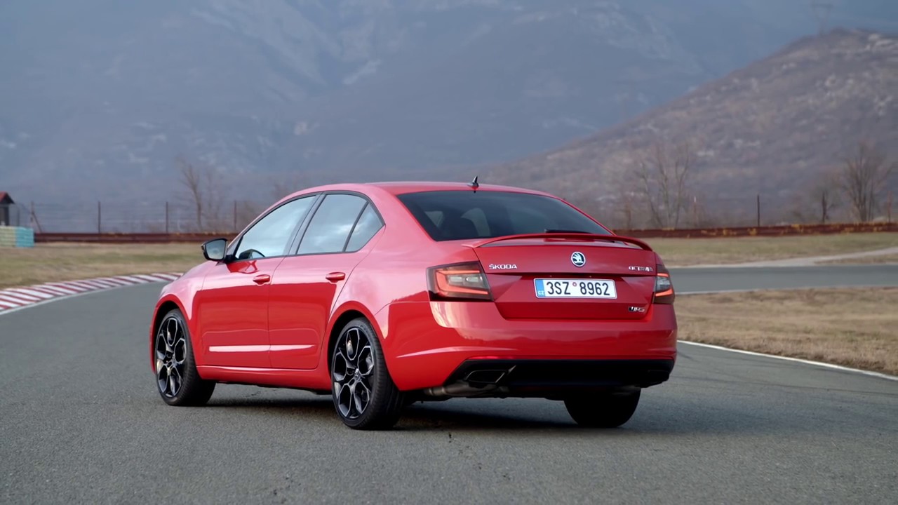 Skoda Octavia A7 RS 245 - YouTube