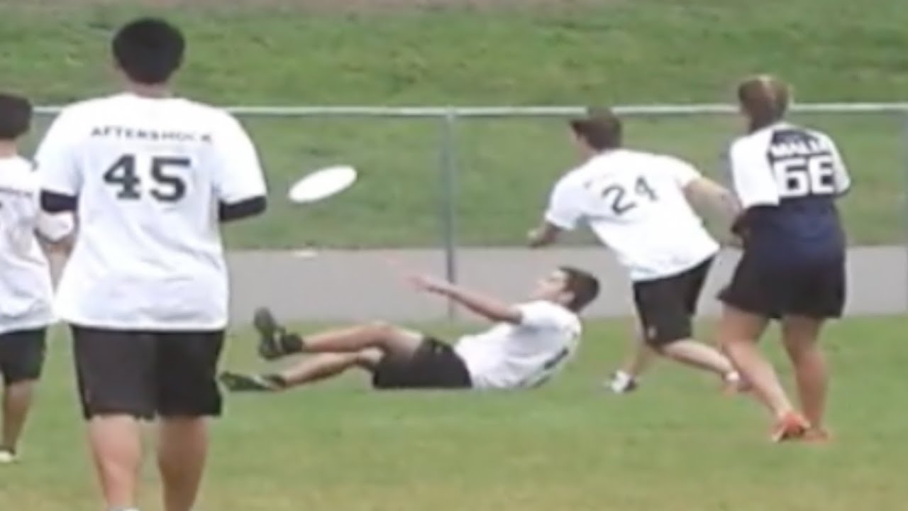 Incredible Between the Legs Catch - YouTube