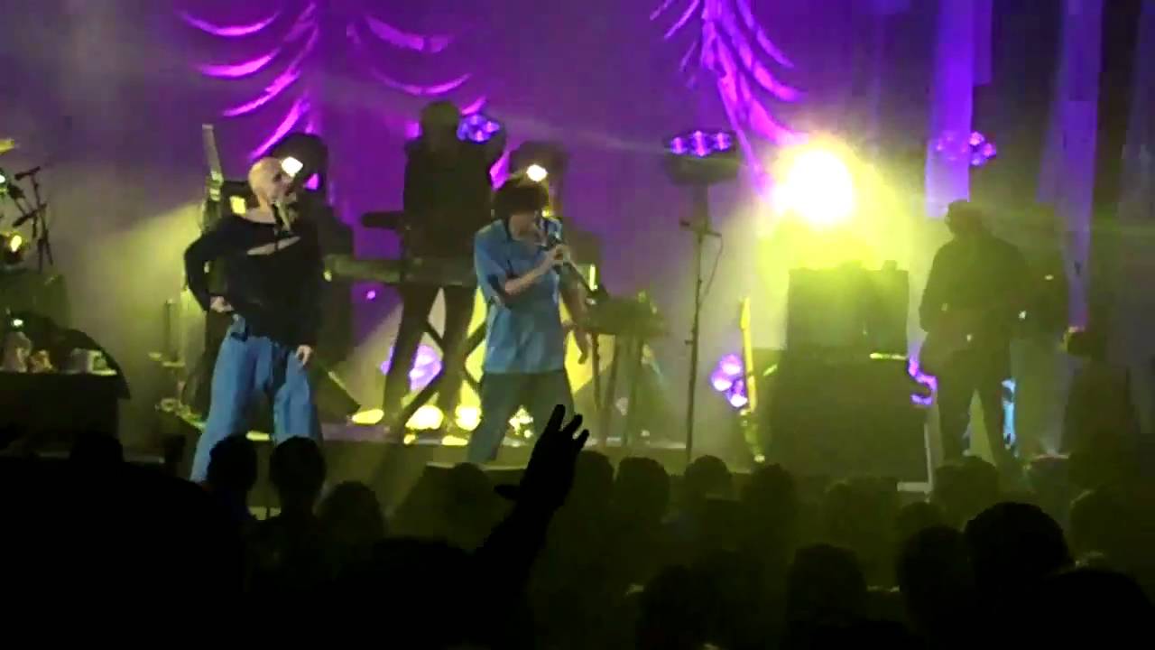 Ring the Bells Live - James Live at Hammersmith Apollo 09/12 - YouTube