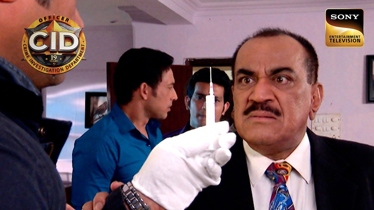 Officer Vineet का घर जांच करने क्यों गए बाकी CID Officers? | CID | Full ...