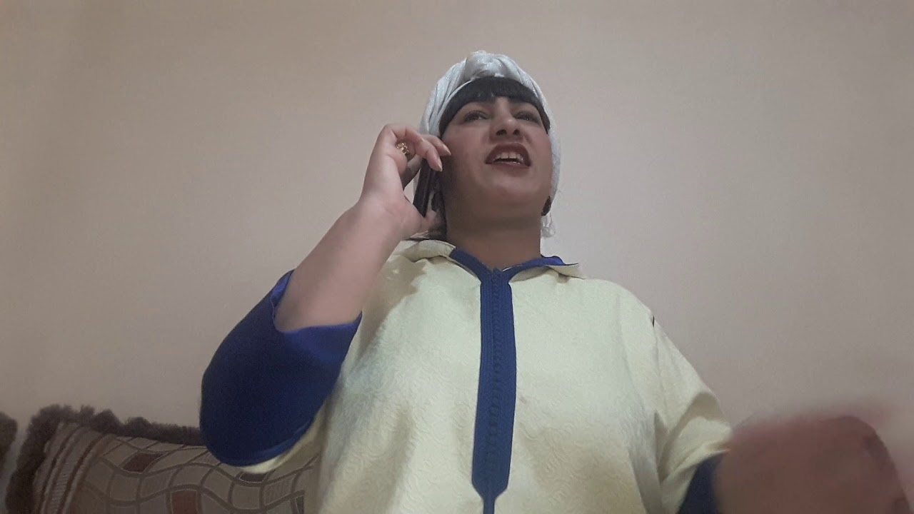 COMEDIA MAROC فكاهة مغربية مع ضاويا لخير تلاقت ليها صاحبتها فاريحة خانا ...