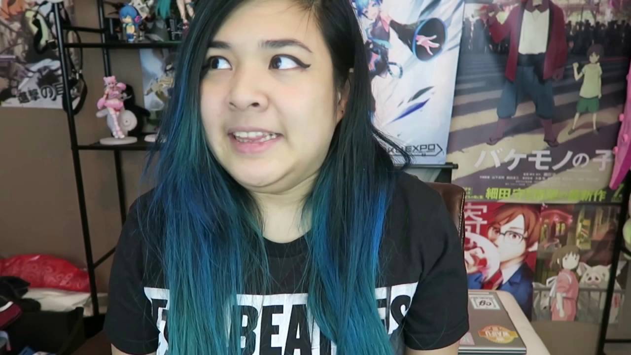 ROASTING FEMALE ANIME YOUTUBERS (FEMALE OTAKUS) - YouTube