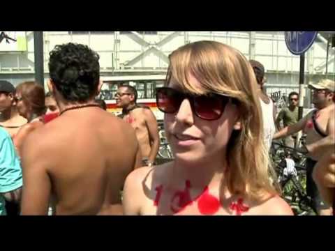 8155LI PERU-NUDE CYCLISTS