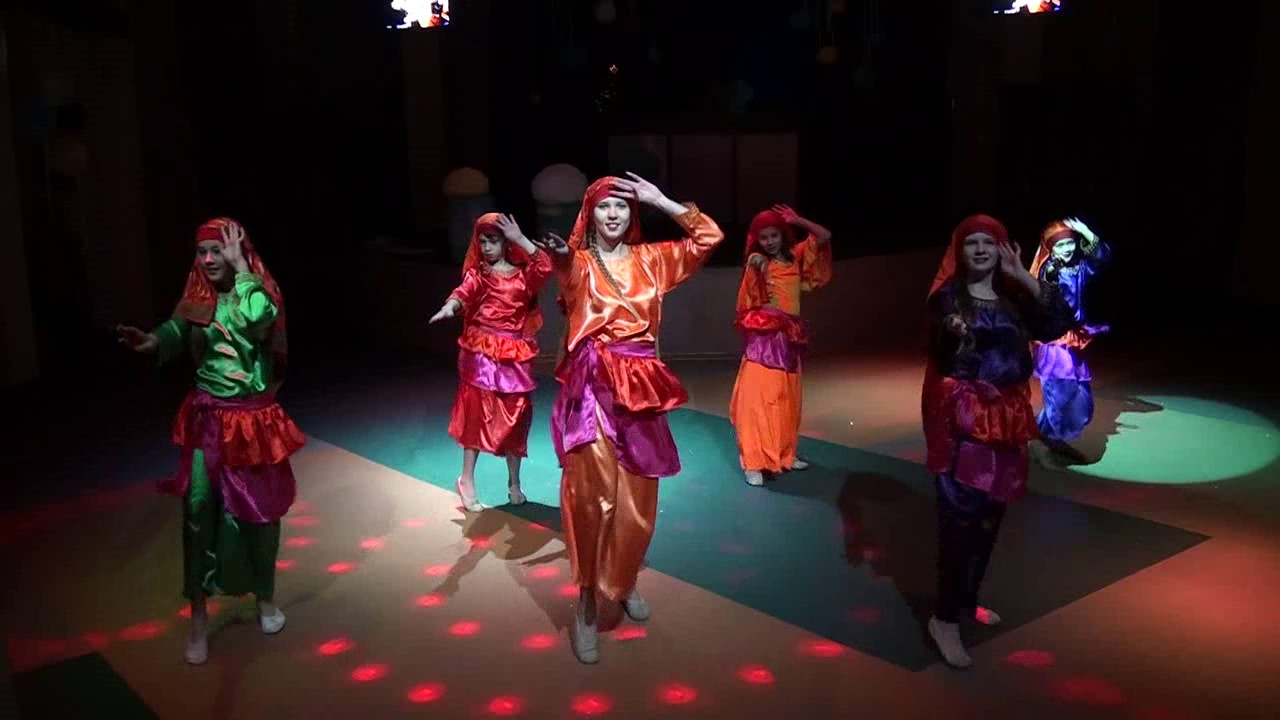 Haggala dance. - YouTube