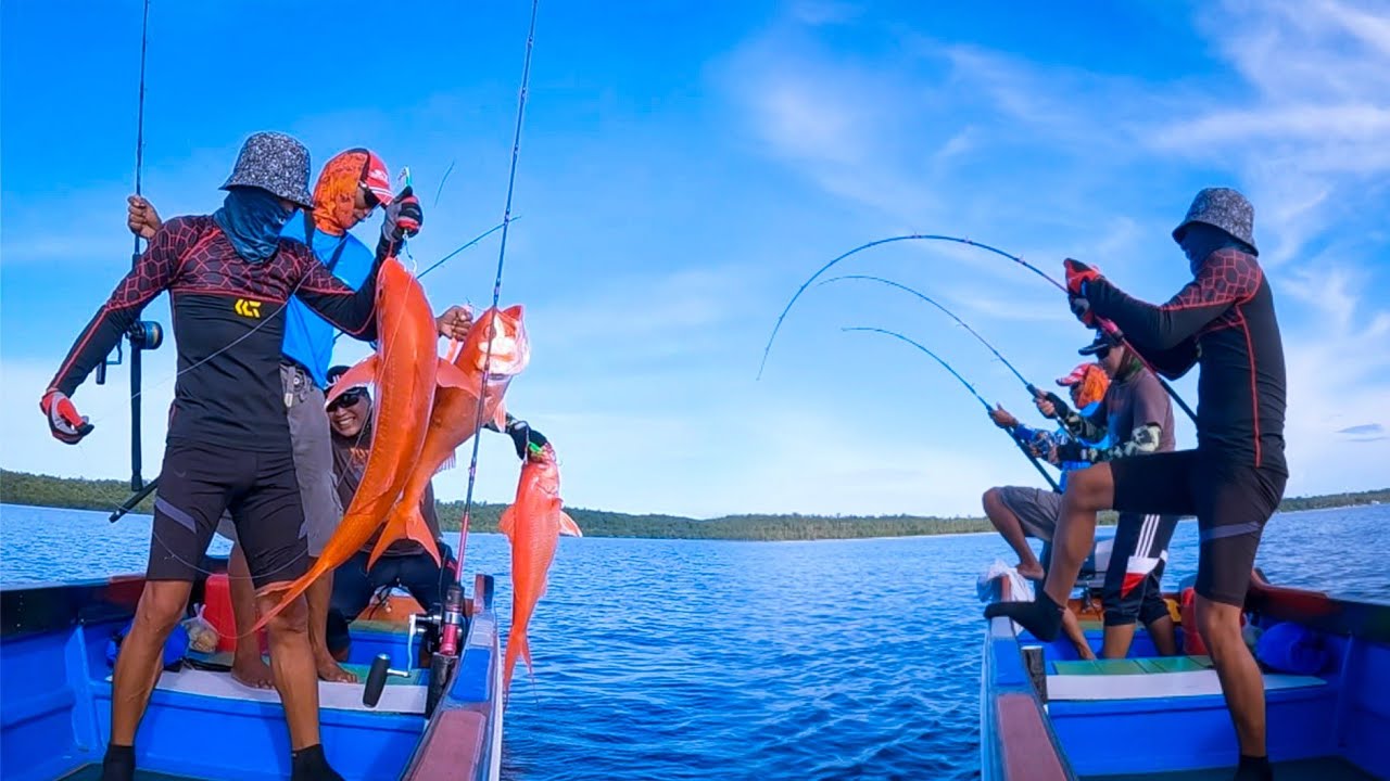 DOUBLE TRIPLE STRIKE RUBY SNAPPER SPOT MARATUA - YouTube