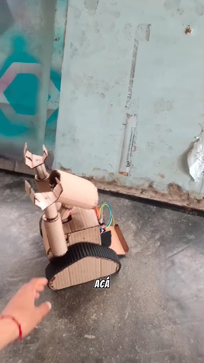 Cómo hacer un robot 🤖 WALL-E Casero #inventor #ingenio #inventos #reciclado #diy #casero - YouTube
