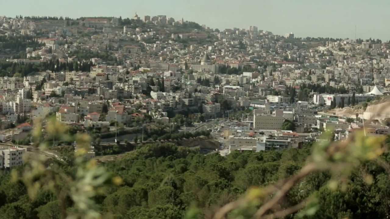 A tour at Amdocs new Managed Services center - YouTube