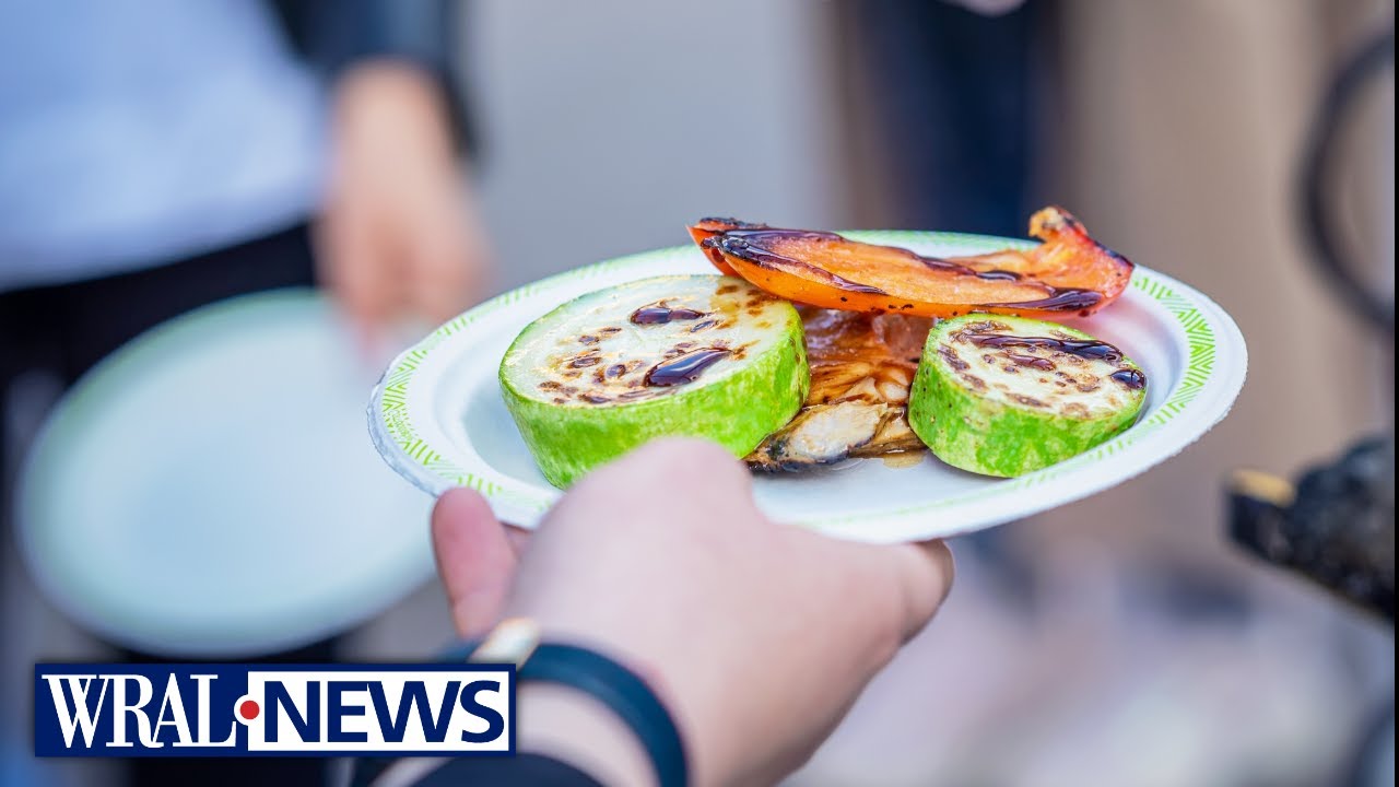 It's picnic season: Here's how to avoid food poisoning - YouTube