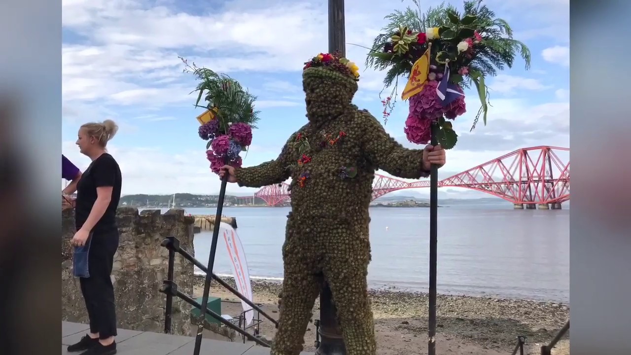 The Burryman tours Queensferry 2019 - YouTube