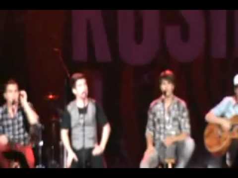 Big Time Rush Stuck LIVE! - YouTube