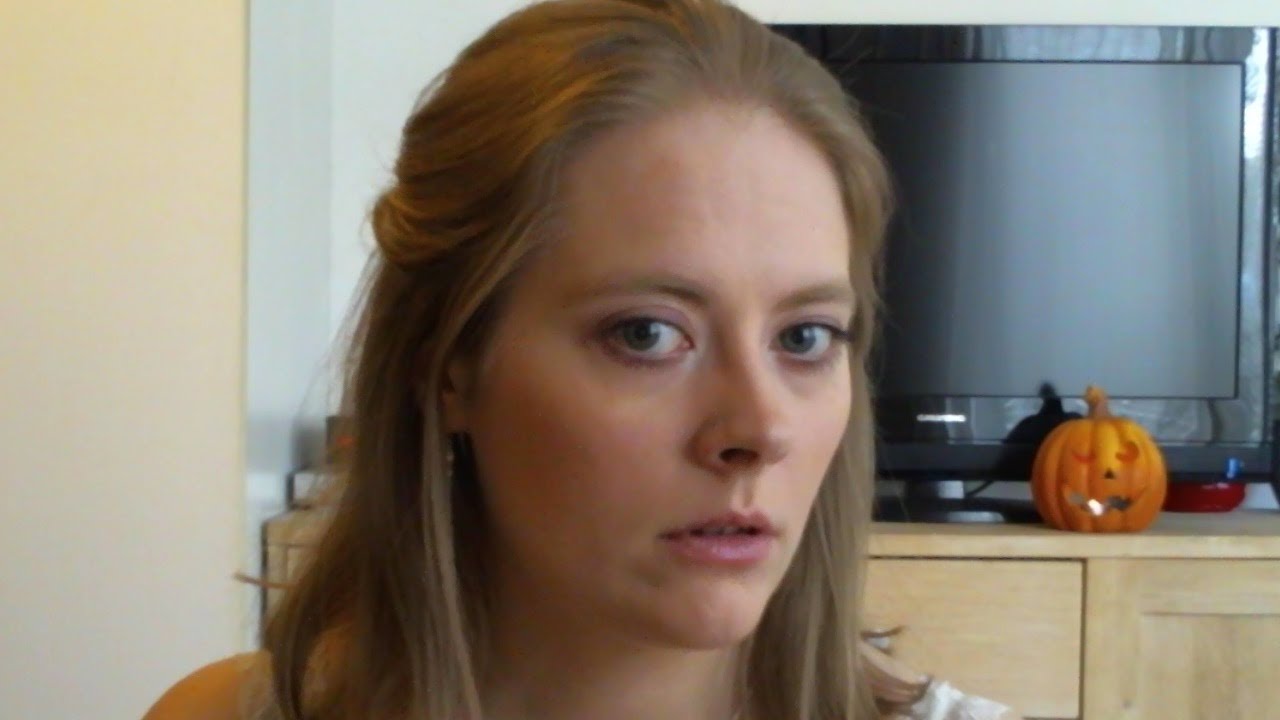 Halloween 2013 - Labyrinth: Sarah inspired makeup - YouTube