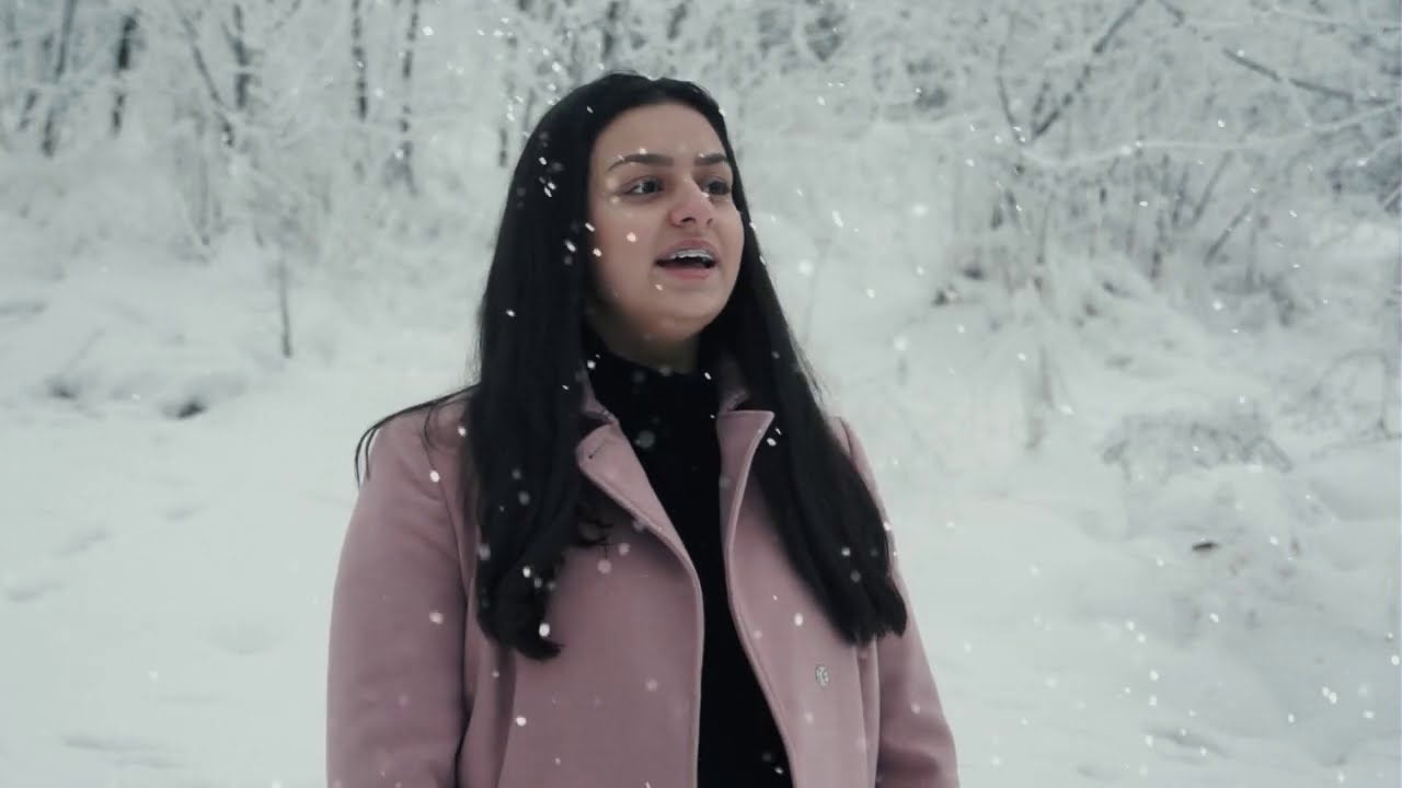 Debora Arman Câtă bucurie [OFFICIAL VIDEO] - YouTube