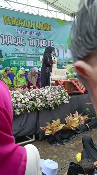 anak lanang 😊 yg penasaran am wajah asli umi laila, ups jos 😁 vidiokan di depan pas e 👍👍 makasih ...