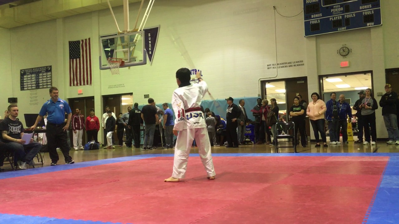 bow staff iowa 2017 - YouTube