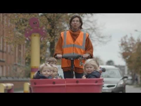 De Stint bij Iedereen beroemd op één - YouTube