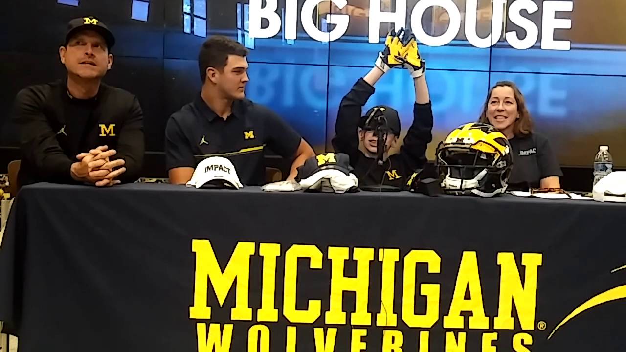 Larry Prout Jr. signs with Michigan Wolverines (FULL press conference ...