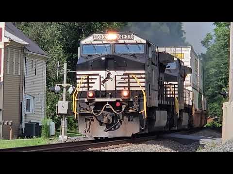 NS 4633 Leads NS 4537 NS 1168 NS 3621 on NS 27A Passing Through in Boyce VA - YouTube