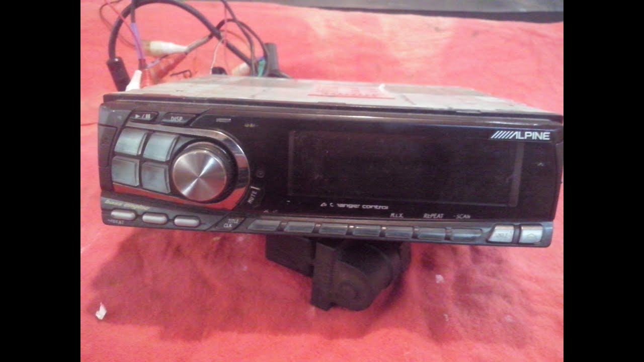 ALPINE CDA 7876 - YouTube