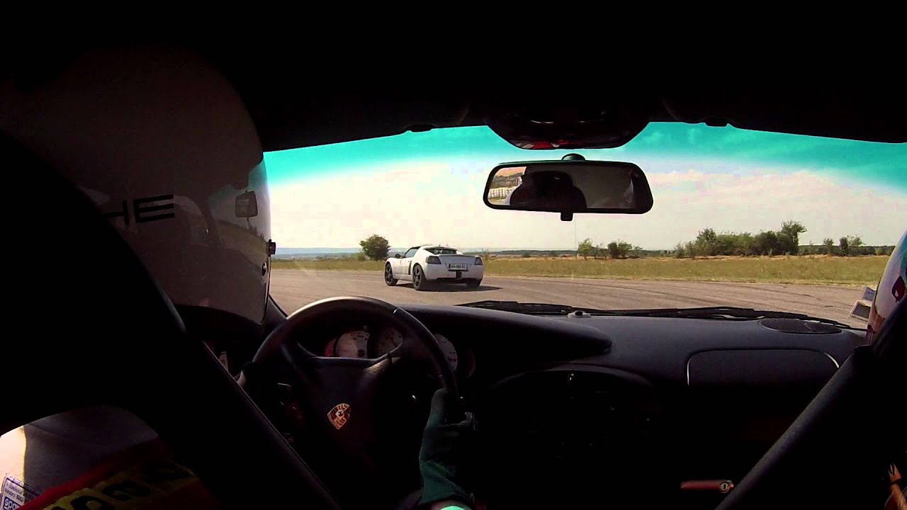 911 966 gt3 vs speedster @ chambley - YouTube
