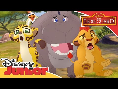 The Lion Guard - Move the Bees | Official Disney Junior Africa