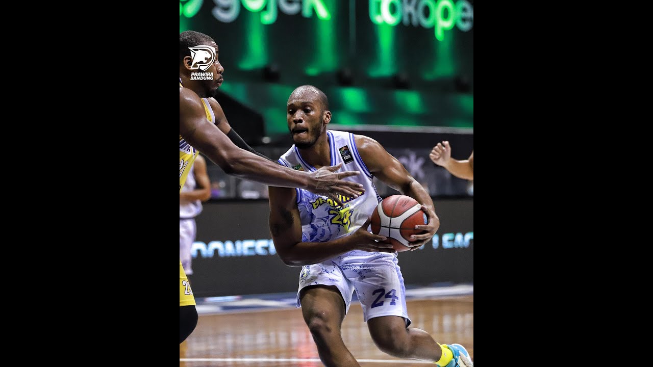 Taj Davis Spencer 2022 Prawira Bandung IBL Highlights - YouTube