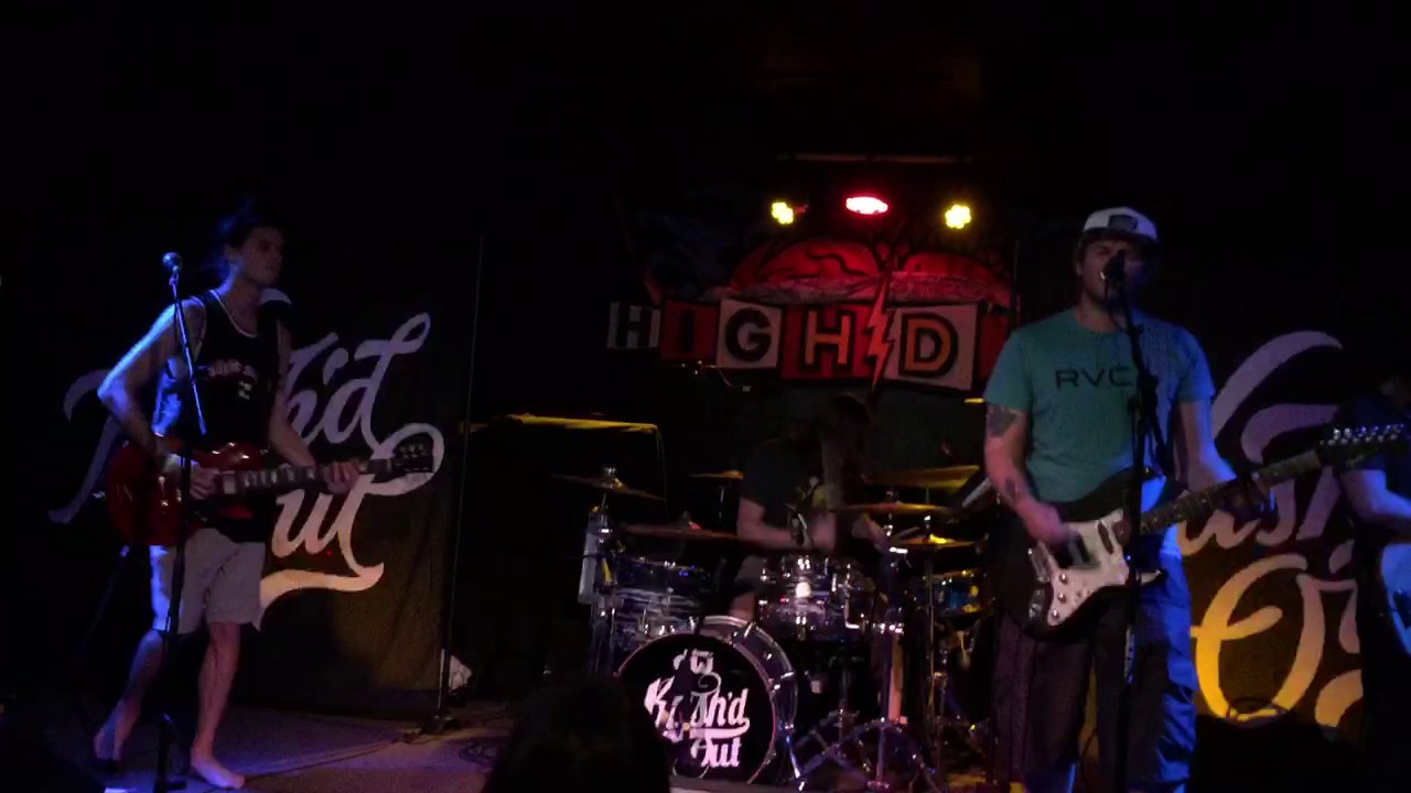 Kash'd Out. Live! 11/15/16 Gainesville fl High Dive - YouTube