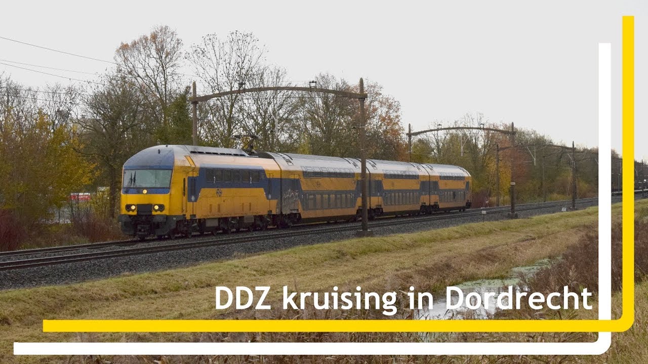 DDZ kruising bij de Zuidendijk in Dordrecht - YouTube