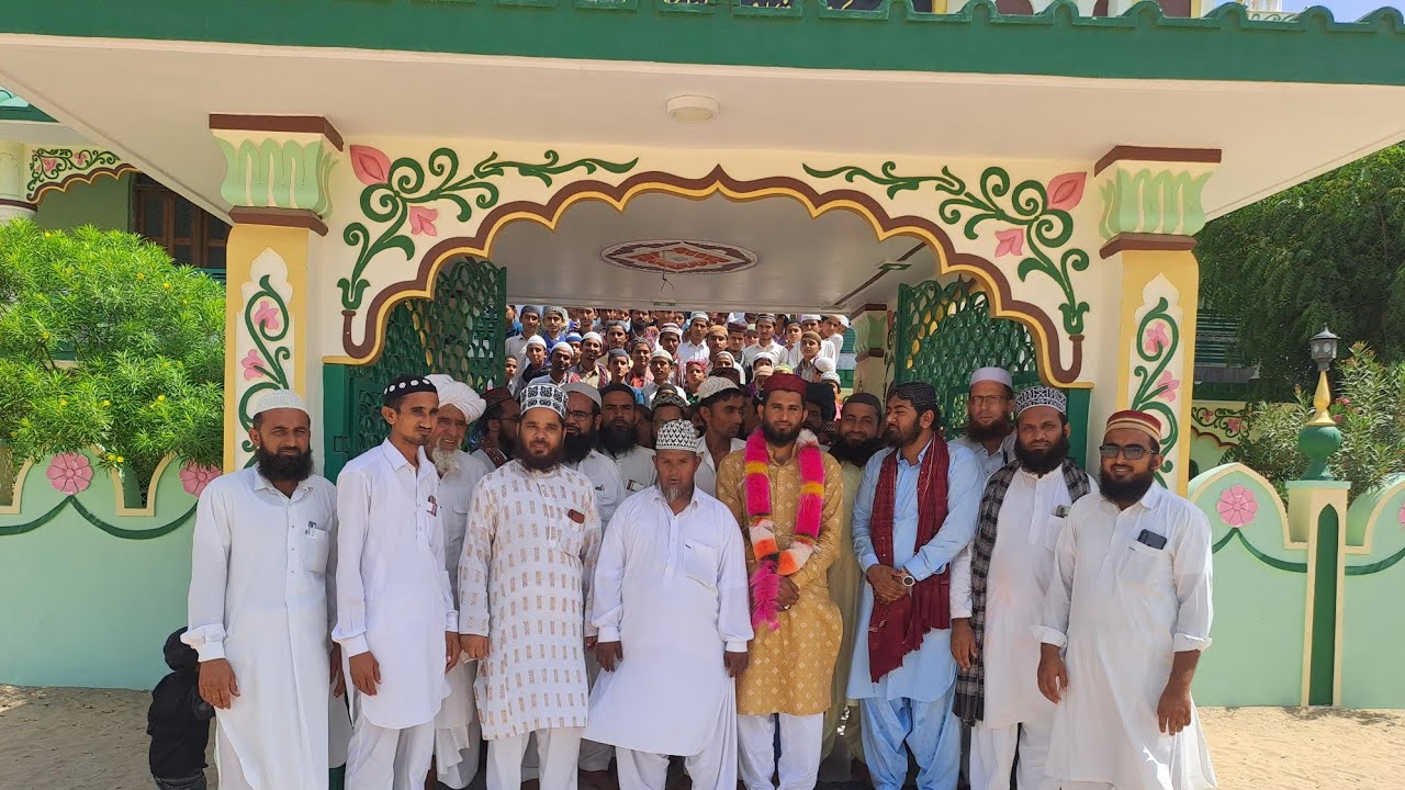Maulana Muhammad Hashim Barakati left for Jamia Azhar Misr to obtain ...