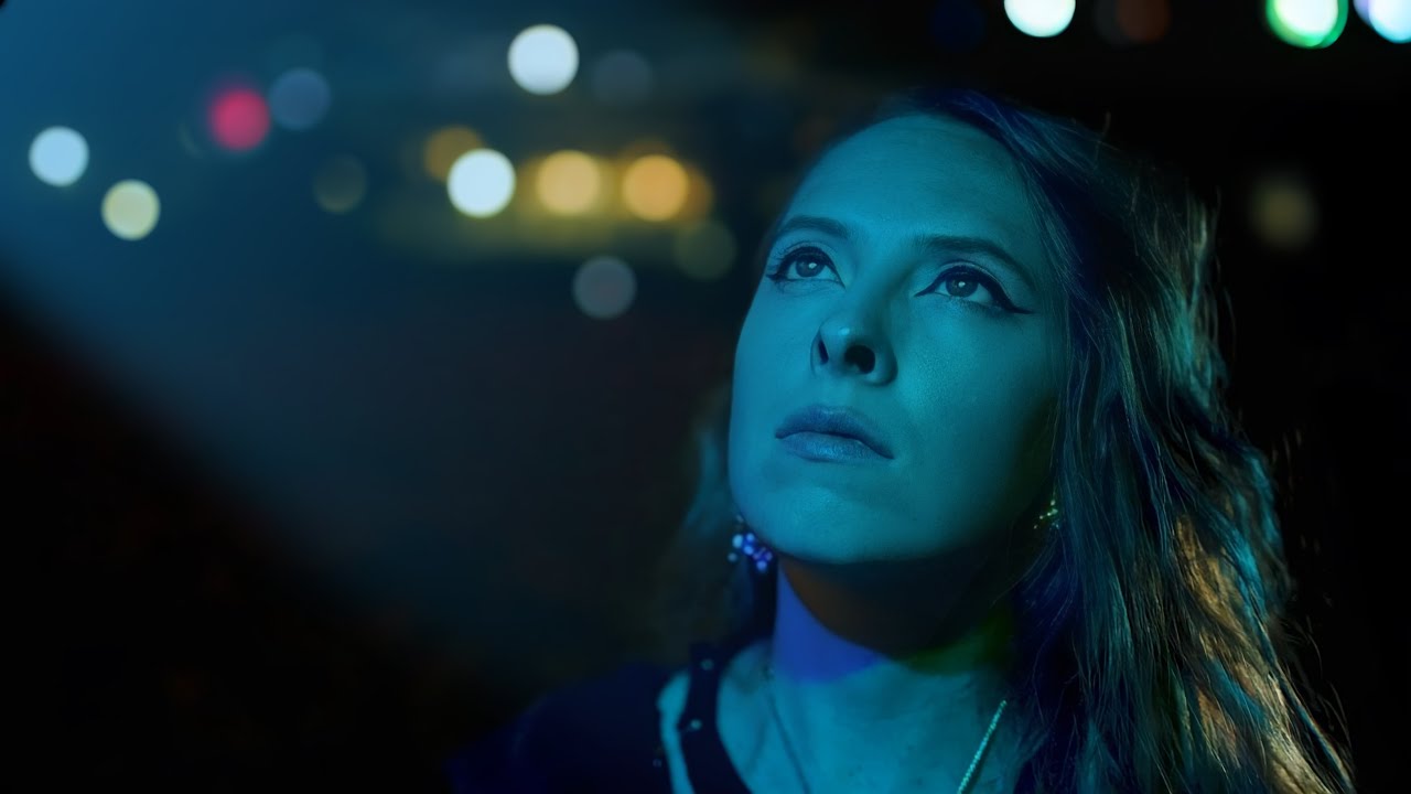 Emily Fraser- Do I Stay? (Official Music Video) - YouTube