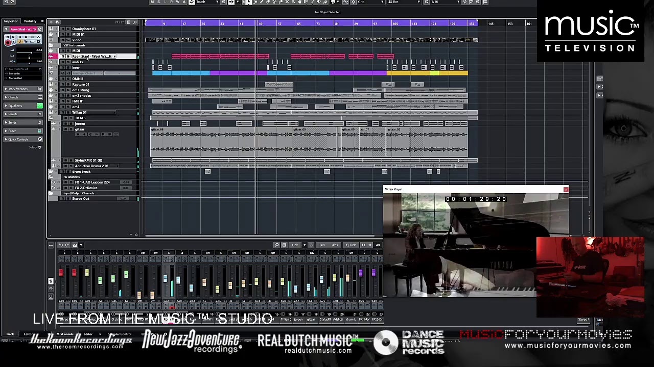 LIVE MUSIC™ STUDIO - YouTube