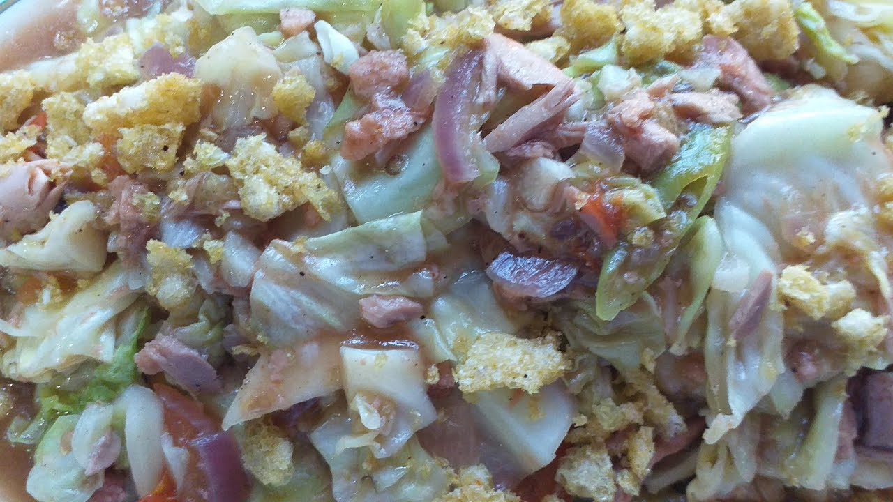 Ginisang Repolyo w/ Tuna & Chicharon by Rhaejel Cuzina Recipe - YouTube