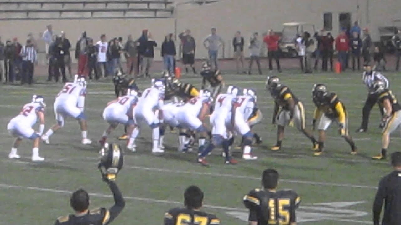 BATMAN vs. SUPERMAN - Filming GOTHAM & METROPOLIS Football Scene - YouTube