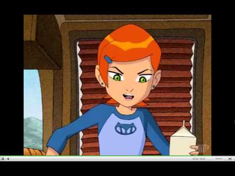 Gwen almost crush a coakroach