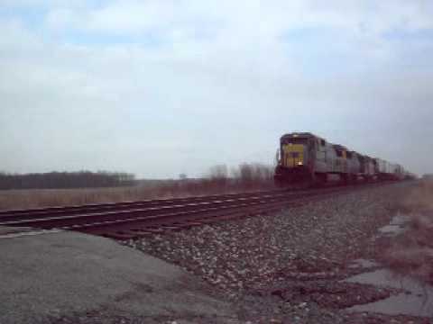 CSX STEALTH! C40-8 and RARE! SD60 - YouTube