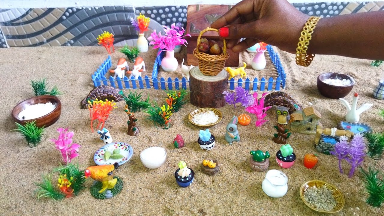 How to Make Satisfying Miniature Eggless Kajada Snacks Recipe | Small ...