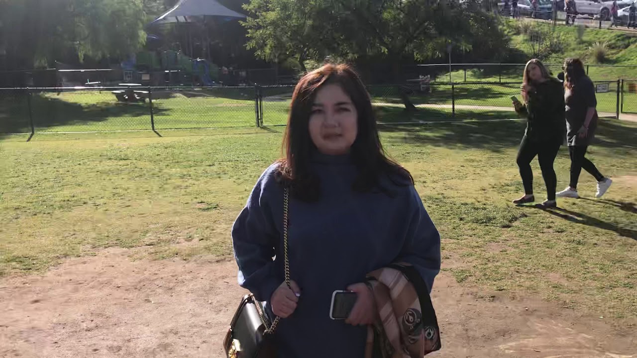 Wiwi at hollywood sign - YouTube