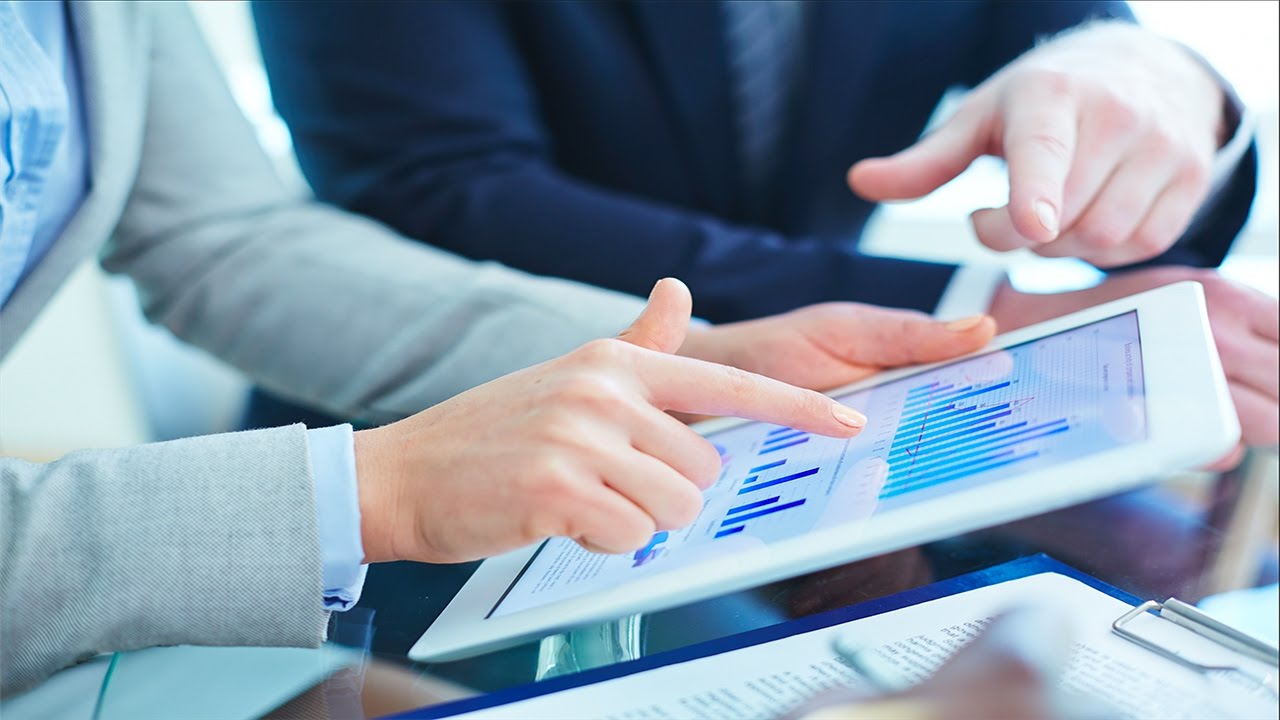 Paul Clitheroe talks InvestSMART - YouTube