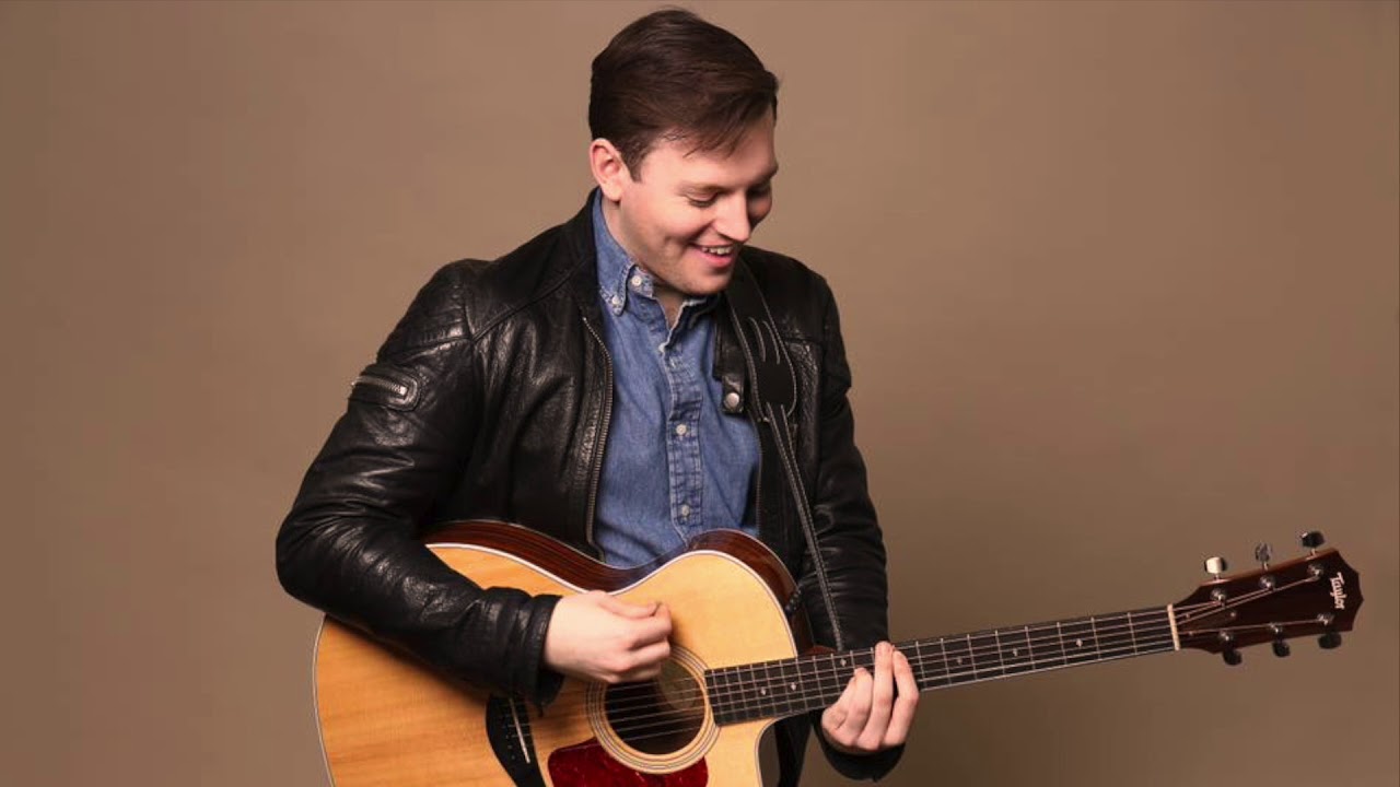 Greg Barrowman - She Will Be Loved - YouTube