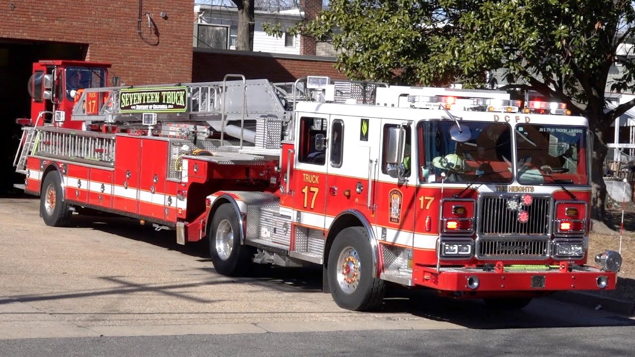 DCFD Truck 17 Responding - YouTube